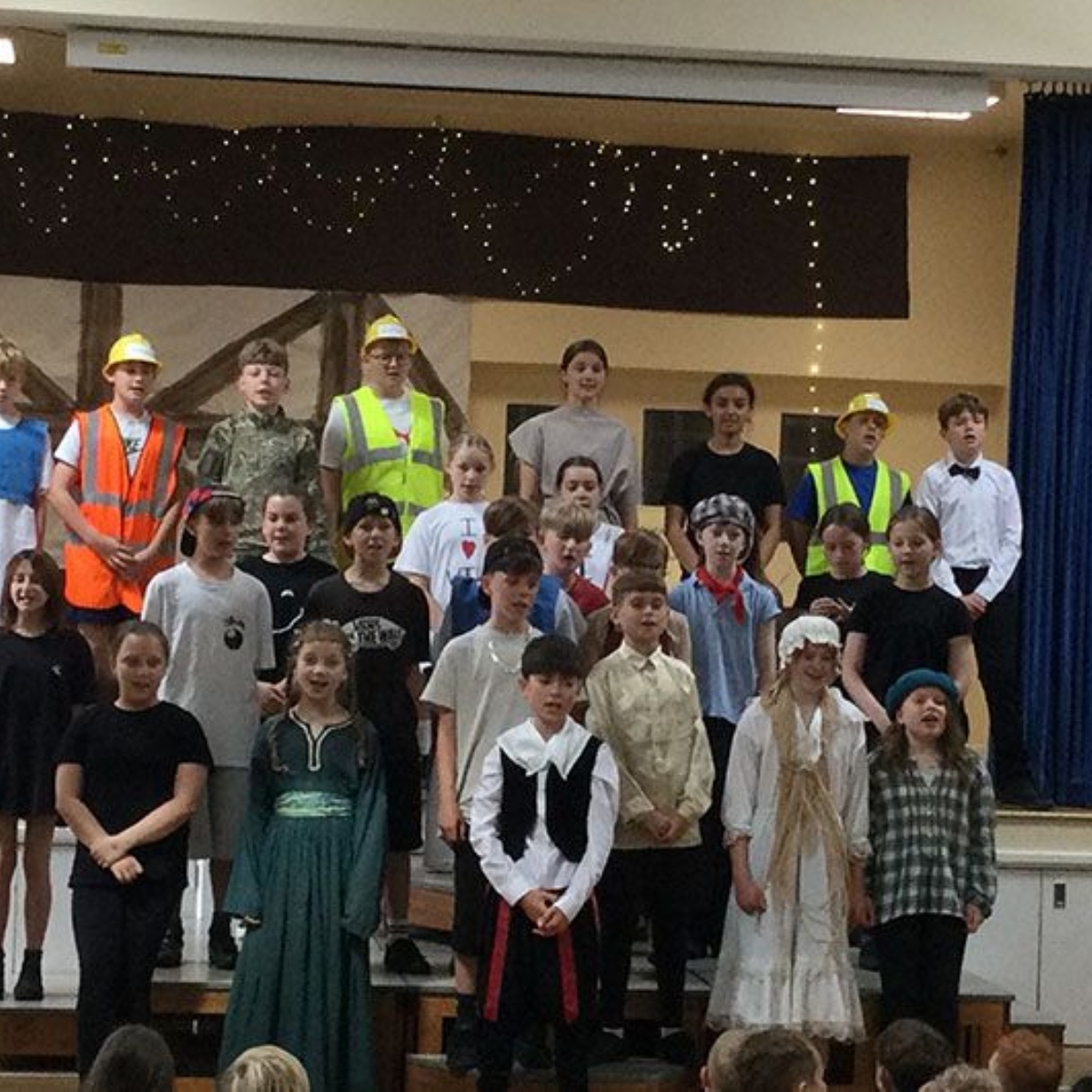 Holy Trinity Catholic School - Year 6 End of Year Production